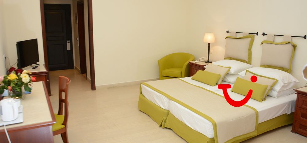 Roda Beach Resort (hotel) - Roda - Griekenland | TUI