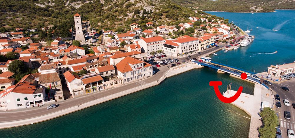 Borovnik (hotel) - Tisno - Kroatië | TUI