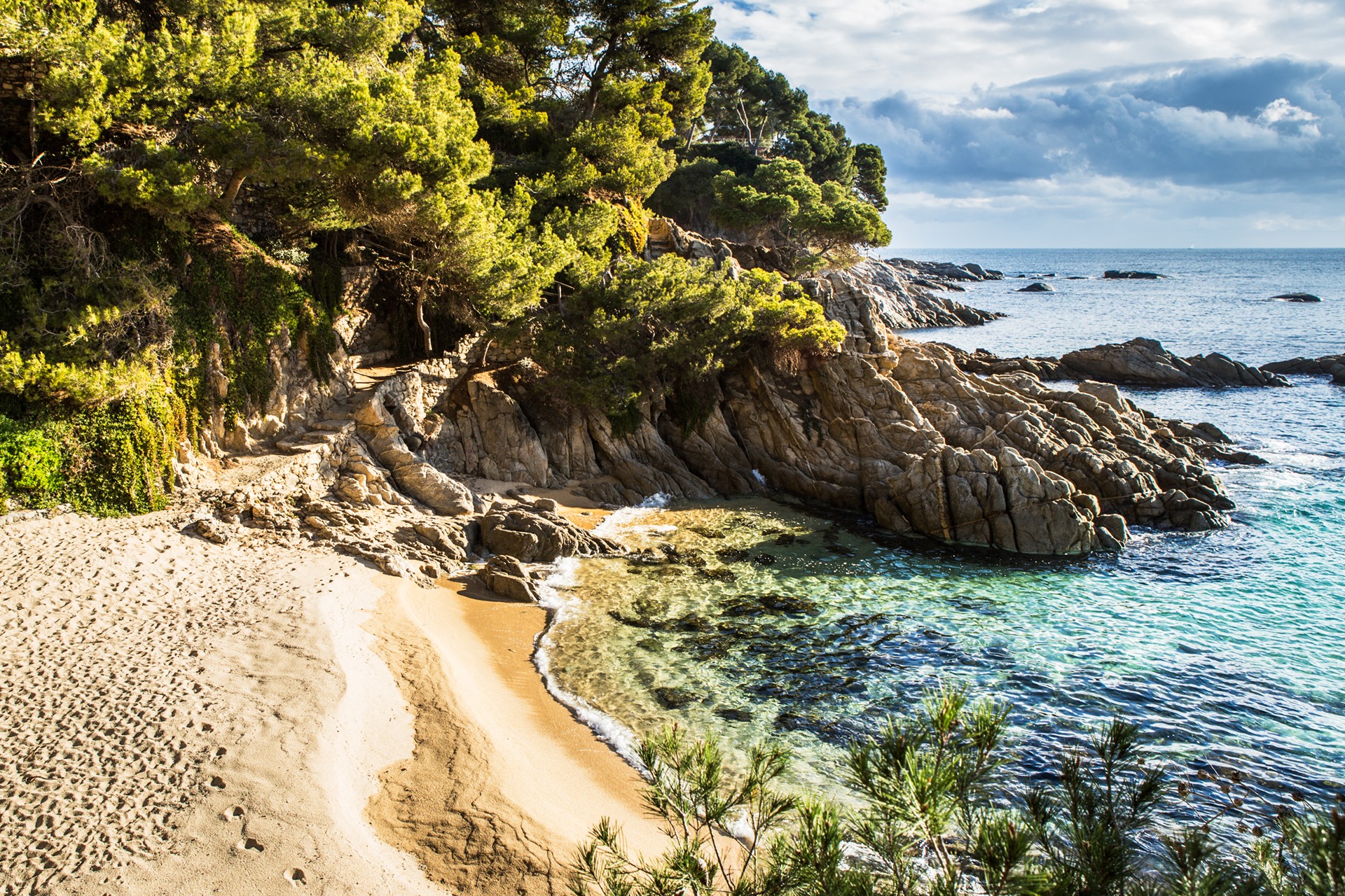 Vakantie Calonge - Kampeervakantie direct aan het strand | TUI