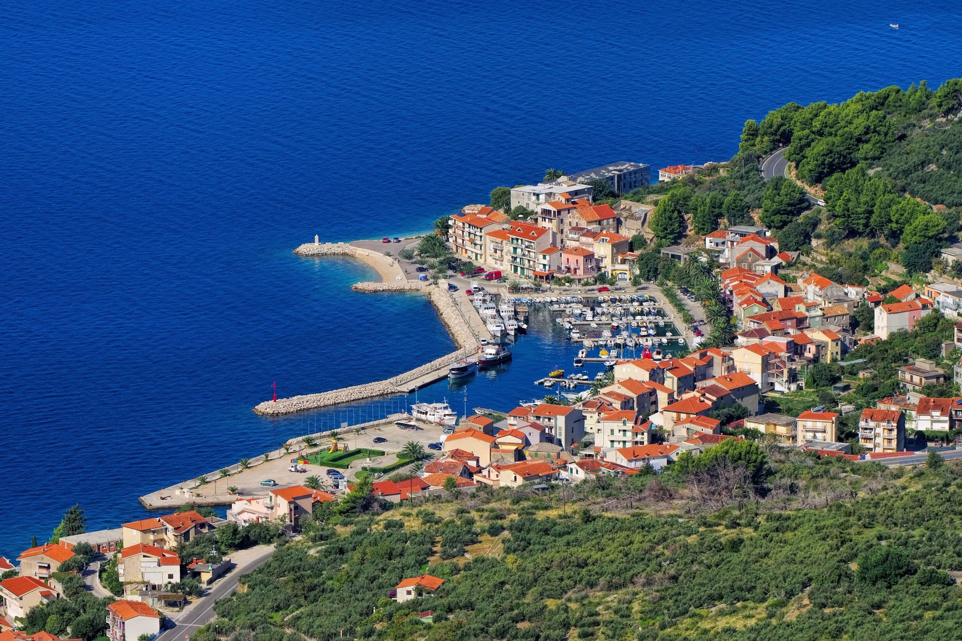 Vakantie Podgora - Zonvakantie aan het strand incl vlucht! | TUI